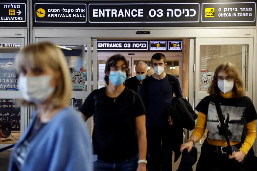 İsrail Sağlık Bakanlığı: Pfizer/BioNTech aşısı olanlar Omicron'a karşı ...