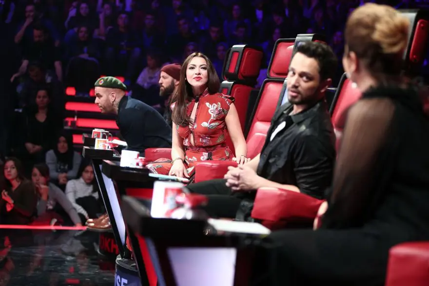 O Ses Türkiye'den ayrıldığını açıklayan Sibel Can setlere mi dönüyor ...