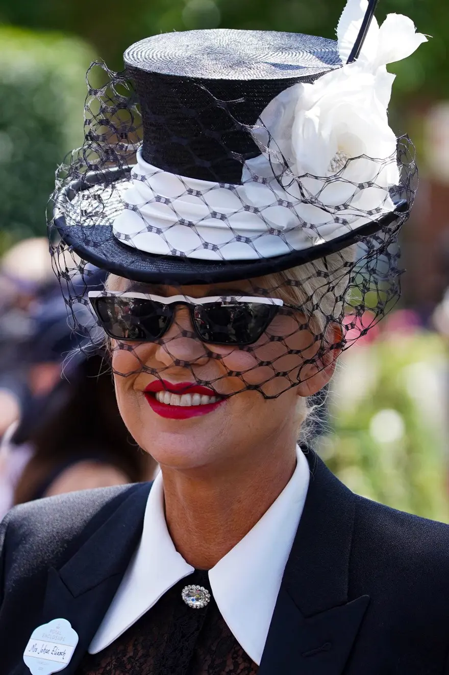Самые модные шляпки на Королевских скачках Royal Ascot и Kentucky Derby ...