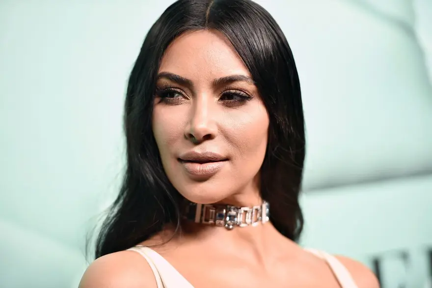 Kim Kardashian'ın ardından Dylan Sprayberry'den tepki çeken Azerbaycan ...
