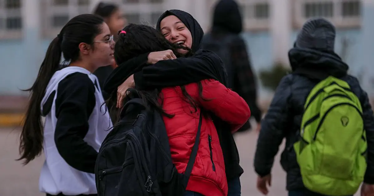 Elazığ'da depremin ardından ilk ders zili çaldı | NTV Haber