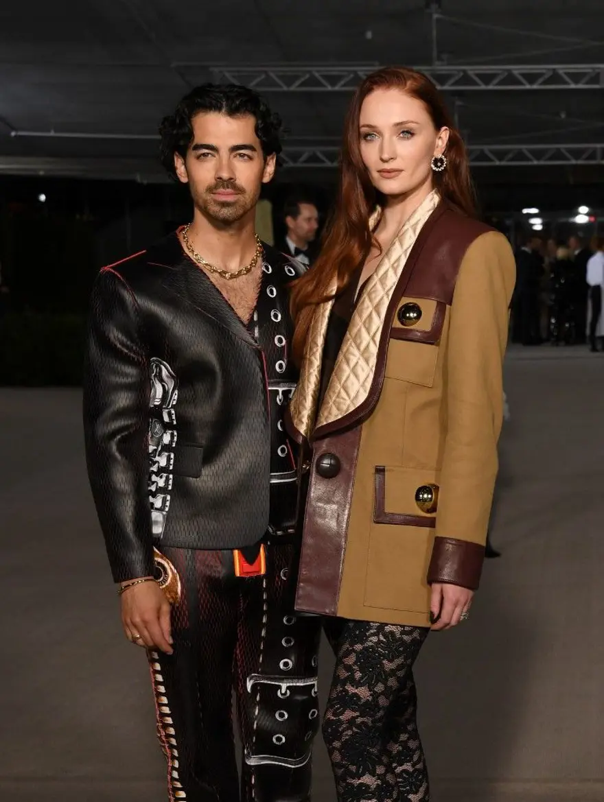 Sophie Turner ile Joe Jonas resmen boşandı | NTV Haber