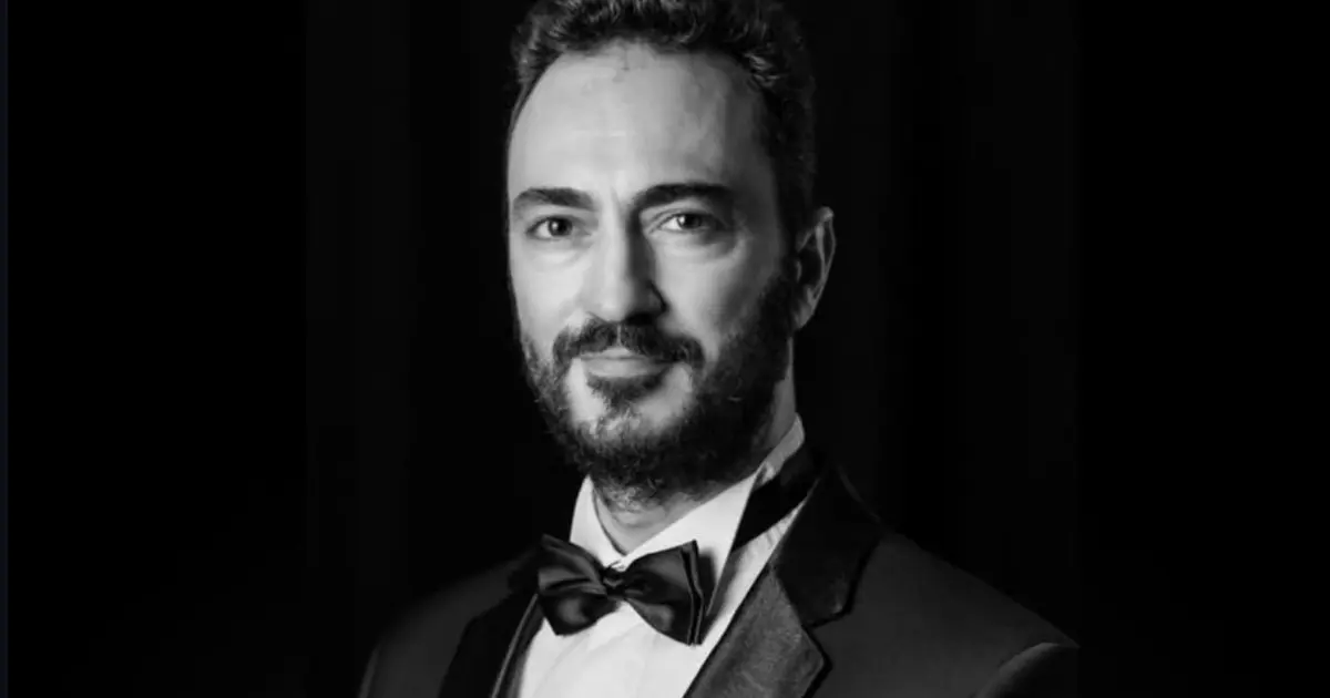 Devlet opera sanatçısının acı ölümü. Emrah Erdem Gedik balkondan ...