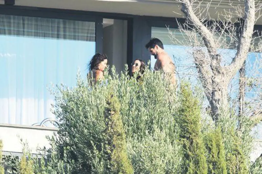 Yıldız futbolcu İlkay Gündoğan ile eşi Sara Arfaoui Gündoğan Bodrum ...