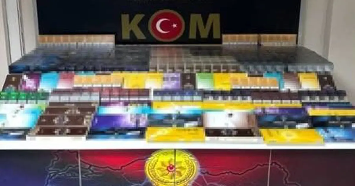 Yüzlerce paket kaçak sigara ele geçirildi | NTV Haber