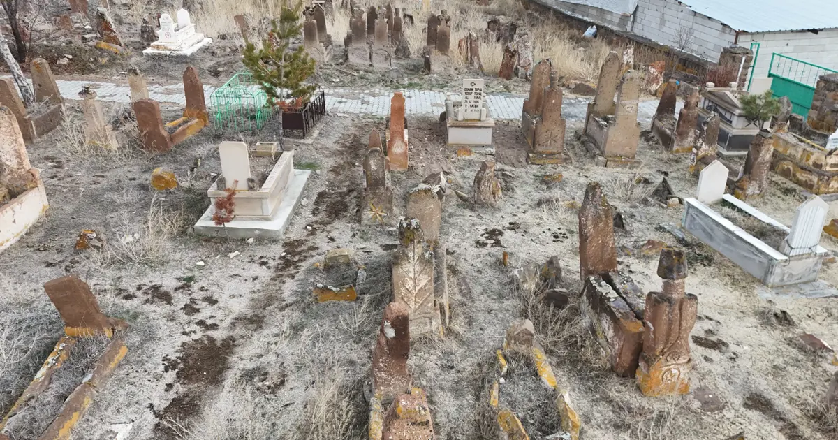 Tomarza'da Türk kültürünün izleri incelendi. Mezar taşları, kültürel ve ...